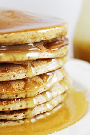 Root Beer Float Pancakes Recipe - Home Cooking Memories