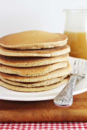 Root Beer Float Pancakes Recipe - Home Cooking Memories